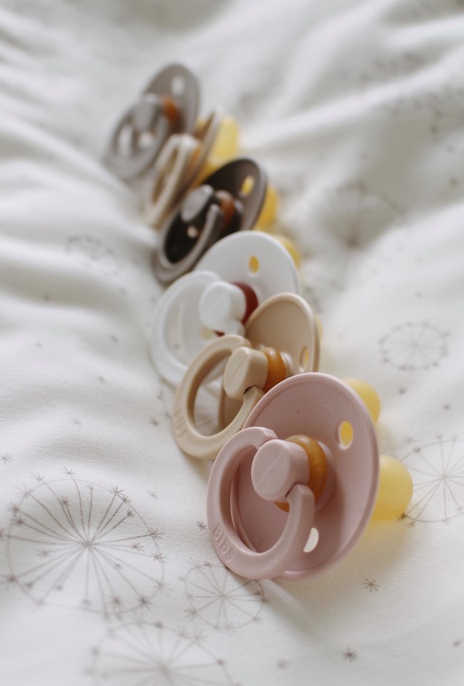 Bibs Sut? | Køb Bibs Sutter til Nyfødt & Baby her | Fineste farver!